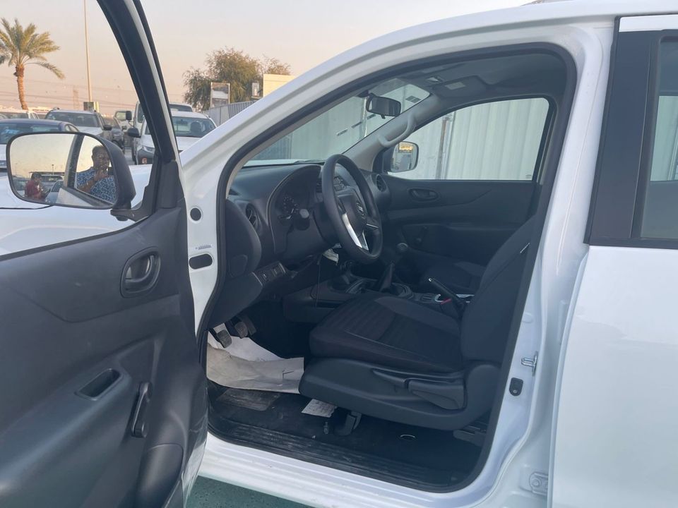 New Nissan Navara 2.5L Diesel Manual 4x4 Basic 2023 for sale in Dubai ...