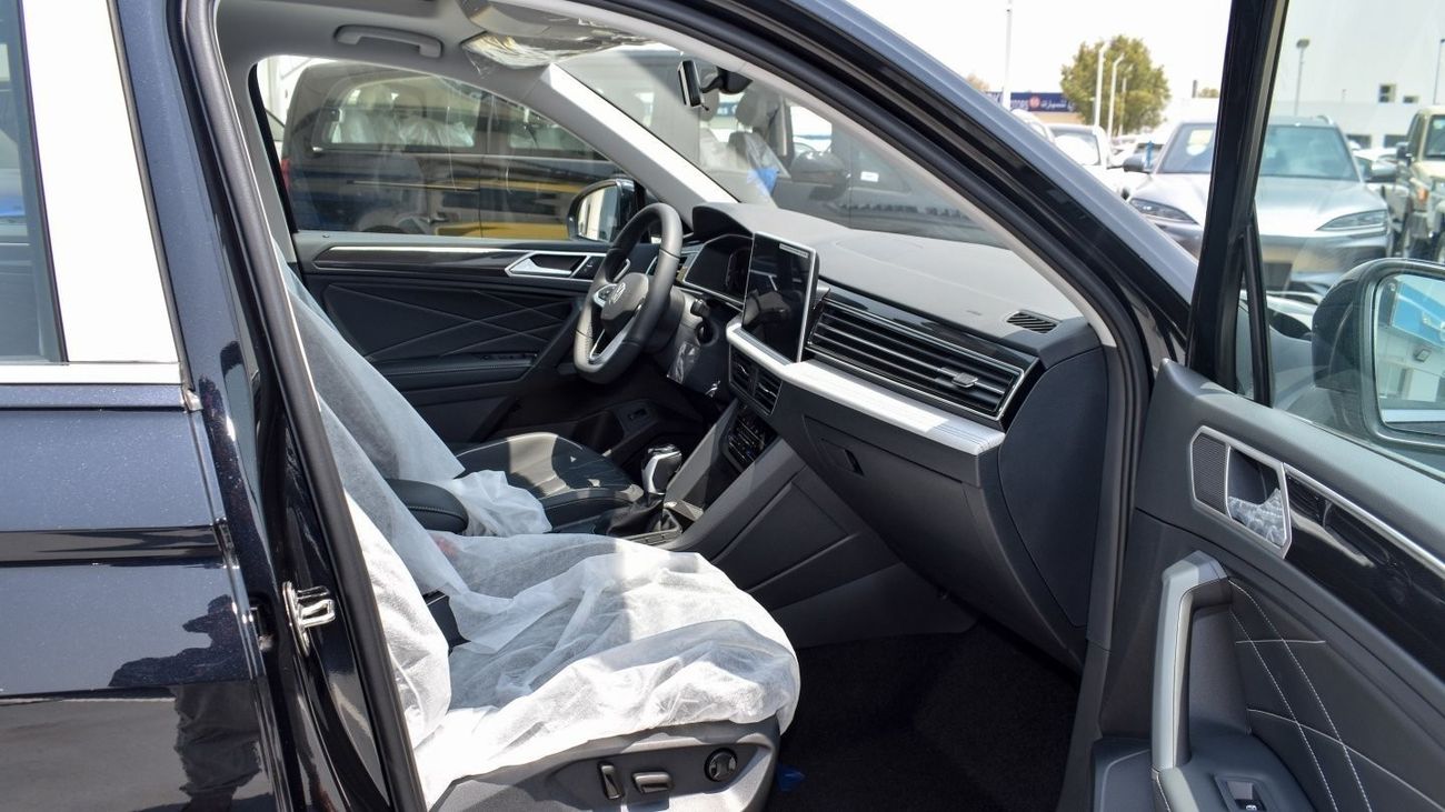 New VOLKSWAGEN TIGUAN 300 TSI 2WD | 2024 2024 for sale in Dubai - 753882