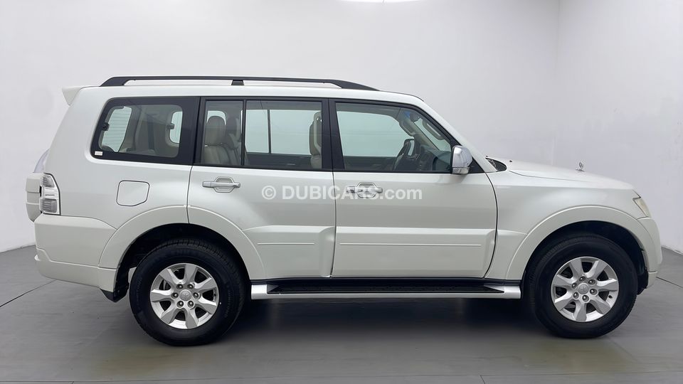 Used Mitsubishi Pajero GLS HIGHLINE 3.5 | Under Warranty | Inspected on ...