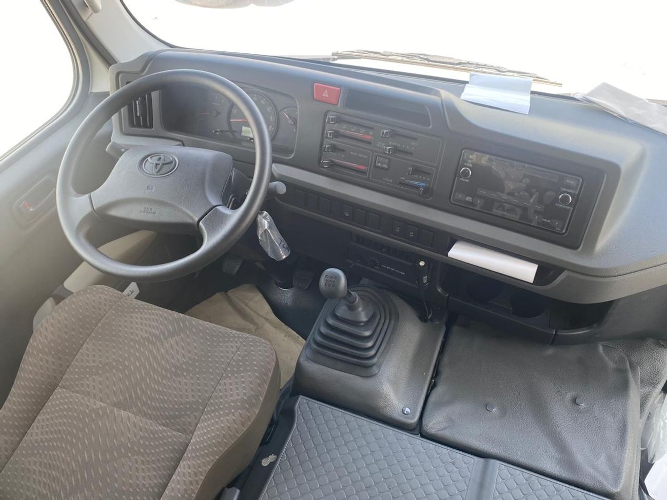 New Toyota Coaster 4.0L DIESEL ENGINE 22 SEATS WITH REFRIGERATOR 2024 ...