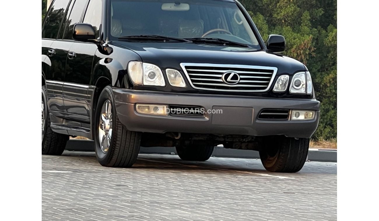 Used Lexus LX 470 2000 for sale in Sharjah - 640622