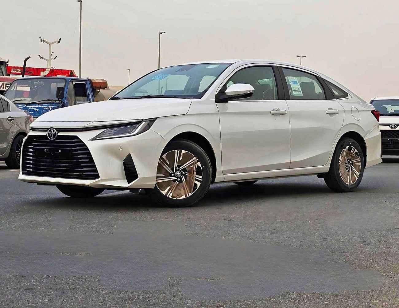 New Toyota Yaris G/ 1.5L PETROL / FULL OPTION / FRONT & REAR PARKING ...