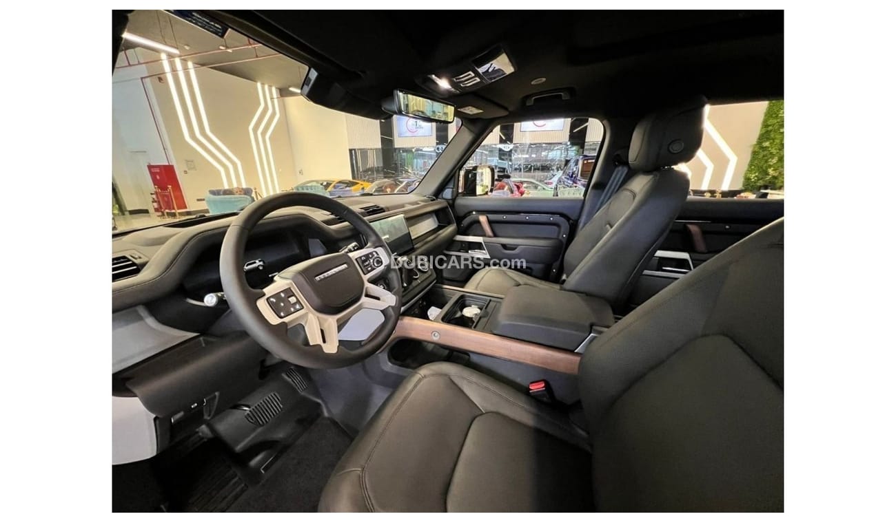 New Land Rover Defender DEFENDER P400 HSE/2024 GCC AL TAYER 5 YEARS ...