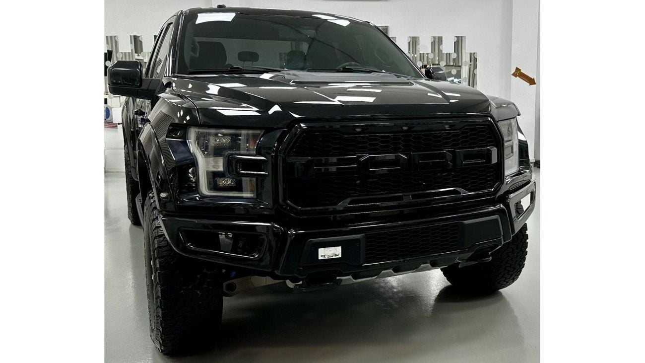 Used Ford F 150 Raptor GCC .. FSH .. Orginal Paint .. V6 .. Perfect ...