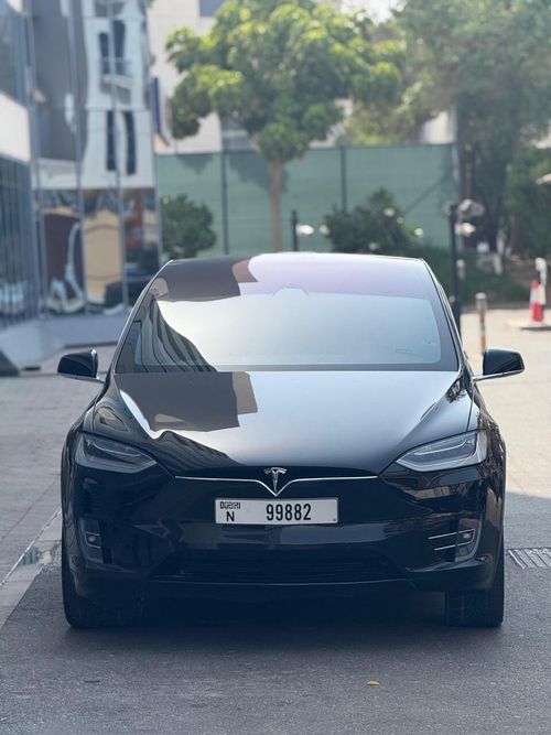Tesla Model X Price in UAE, Images, Specs & Features