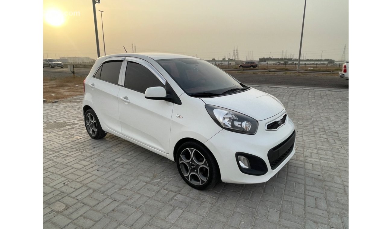 Used Kia Morning 2012 for sale in Sharjah - 674803