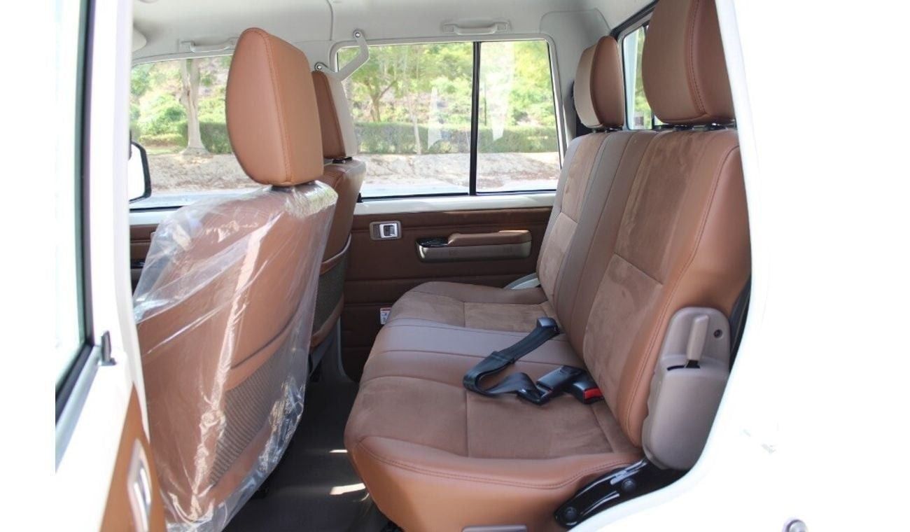 New Toyota Land Cruiser Pick Up 24YM LC79 D/C 2.8 T/DSL LX-Z AT 2024 for sale in Dubai - 797079