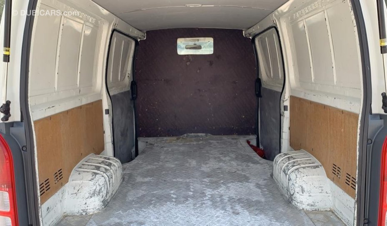 Used Toyota Hiace Van 2016 Ref#204 2016 for sale in Sharjah - 419100