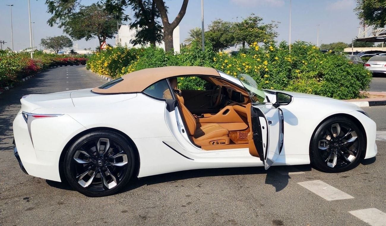 Used Lexus LC500 Convertible Titanium 5.0L 2024 for sale in Dubai - 821659