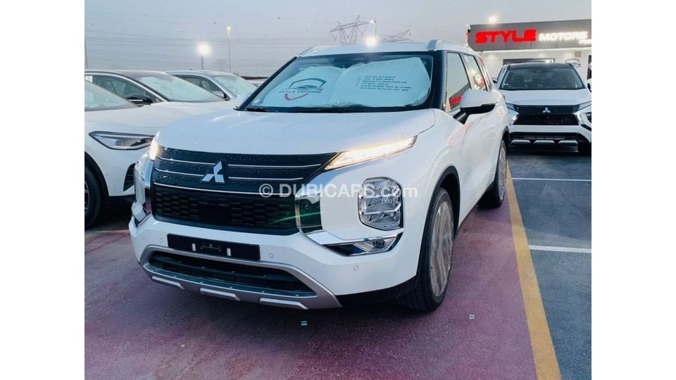 New BRAND NEW MITSUBISHI OUTLANDER GCC SPEC 2.5L SUV 4WD 7 SEATER 5 ...