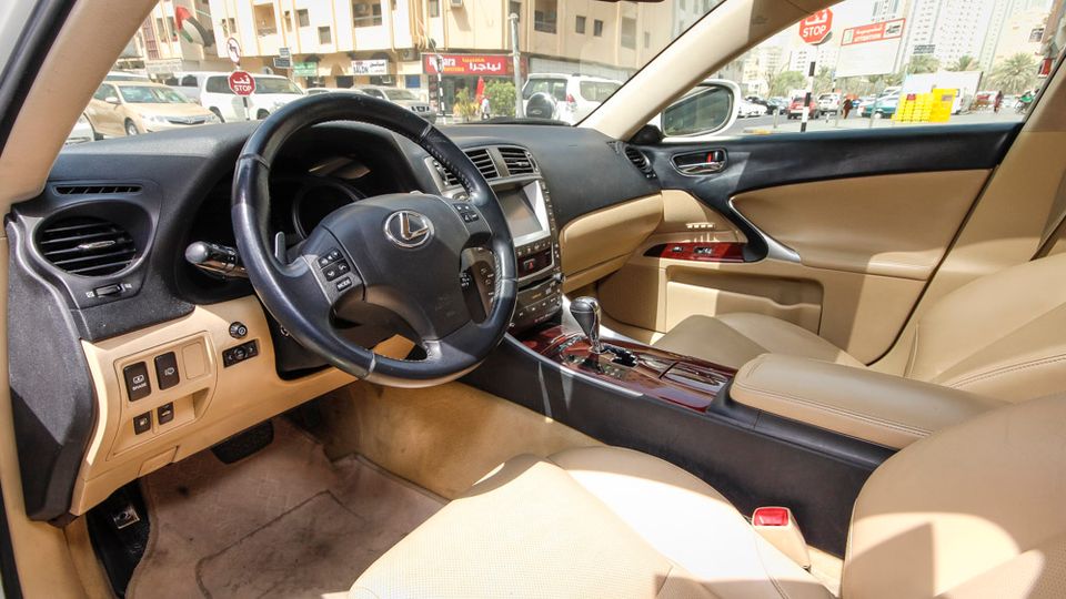 Used Lexus IS300 2007 for sale in Dubai - 29702