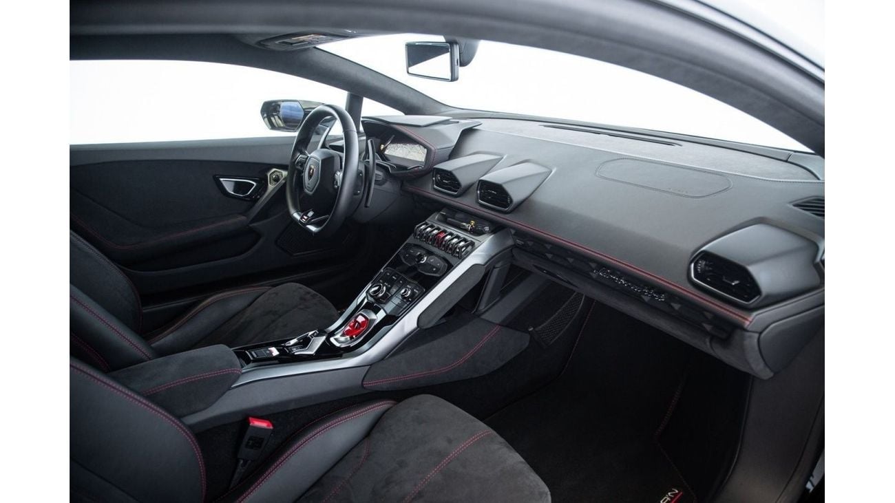 Used Lamborghini Huracan LP610-4 2017 for sale in Dubai - 769174