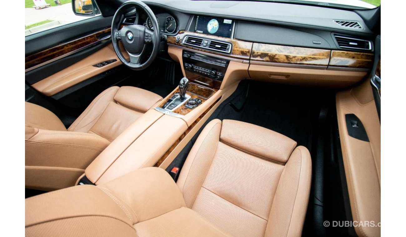 Used BMW 750Li F02 2014 for sale in Dubai - 550156