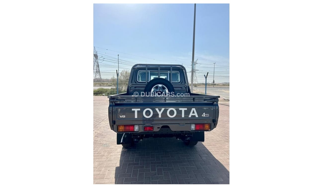 New Toyota Land Cruiser Pick Up VDJ79 4.5L V8 Full option 2023 for sale in Dubai - 653241