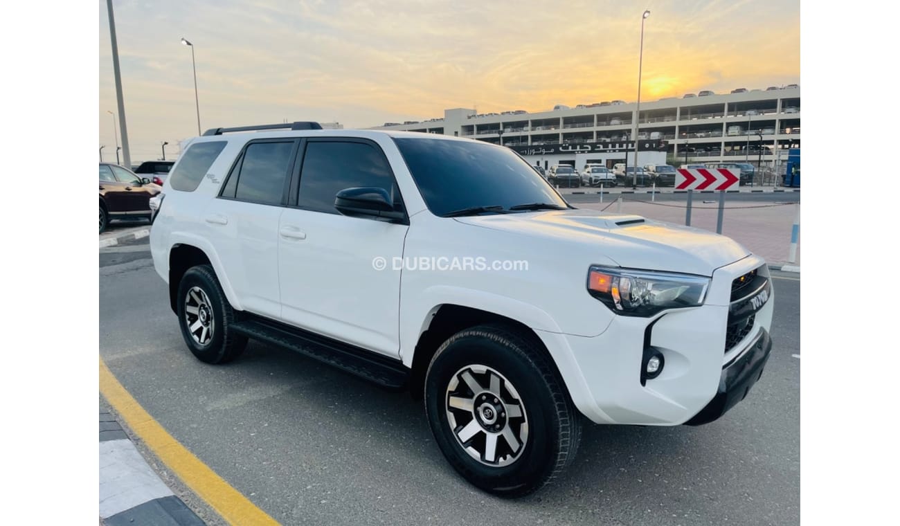 Used Toyota 4Runner Trd dubai pass 2021 for sale in Dubai - 595026