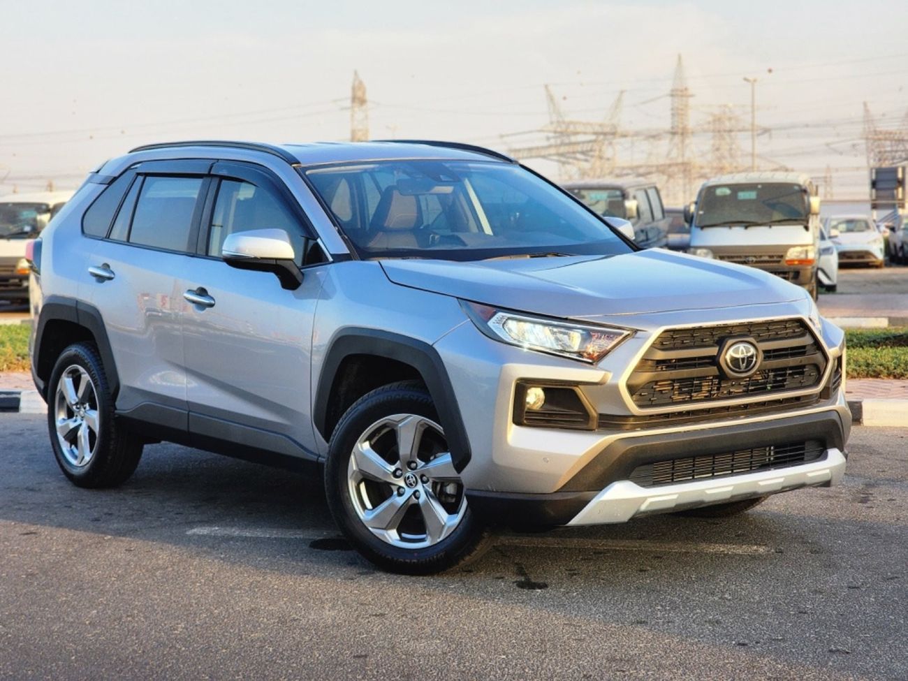 Used XLE TOYOTA RAV4 Japan specs 2020 for sale in Dubai - 785163