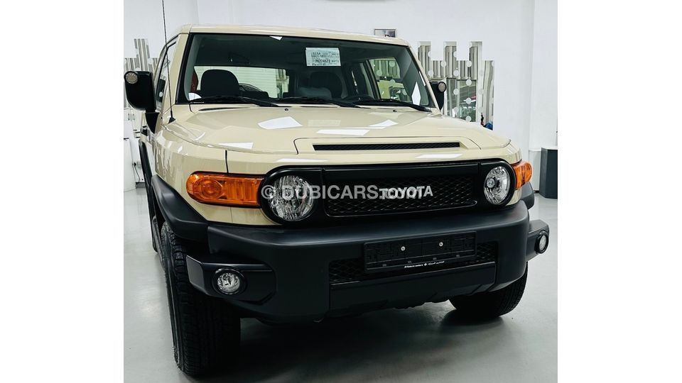 New Toyota FJ Cruiser GCC .. Warranty .. Final Edition .. BRAND NEW ...