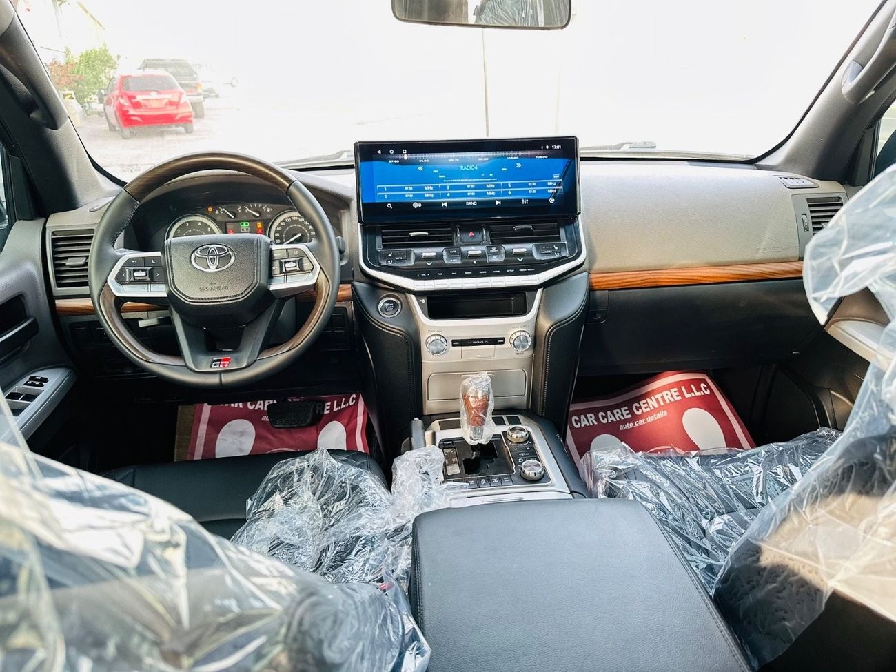 Used Toyota Land Cruiser GXR1 2021 for sale in Dubai - 724321