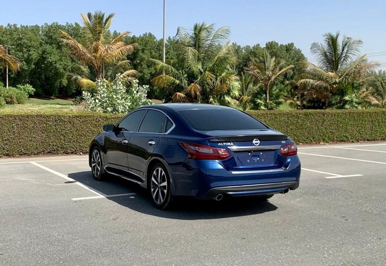 Used Nissan Altima SR 2016 for sale in Dubai - 541126