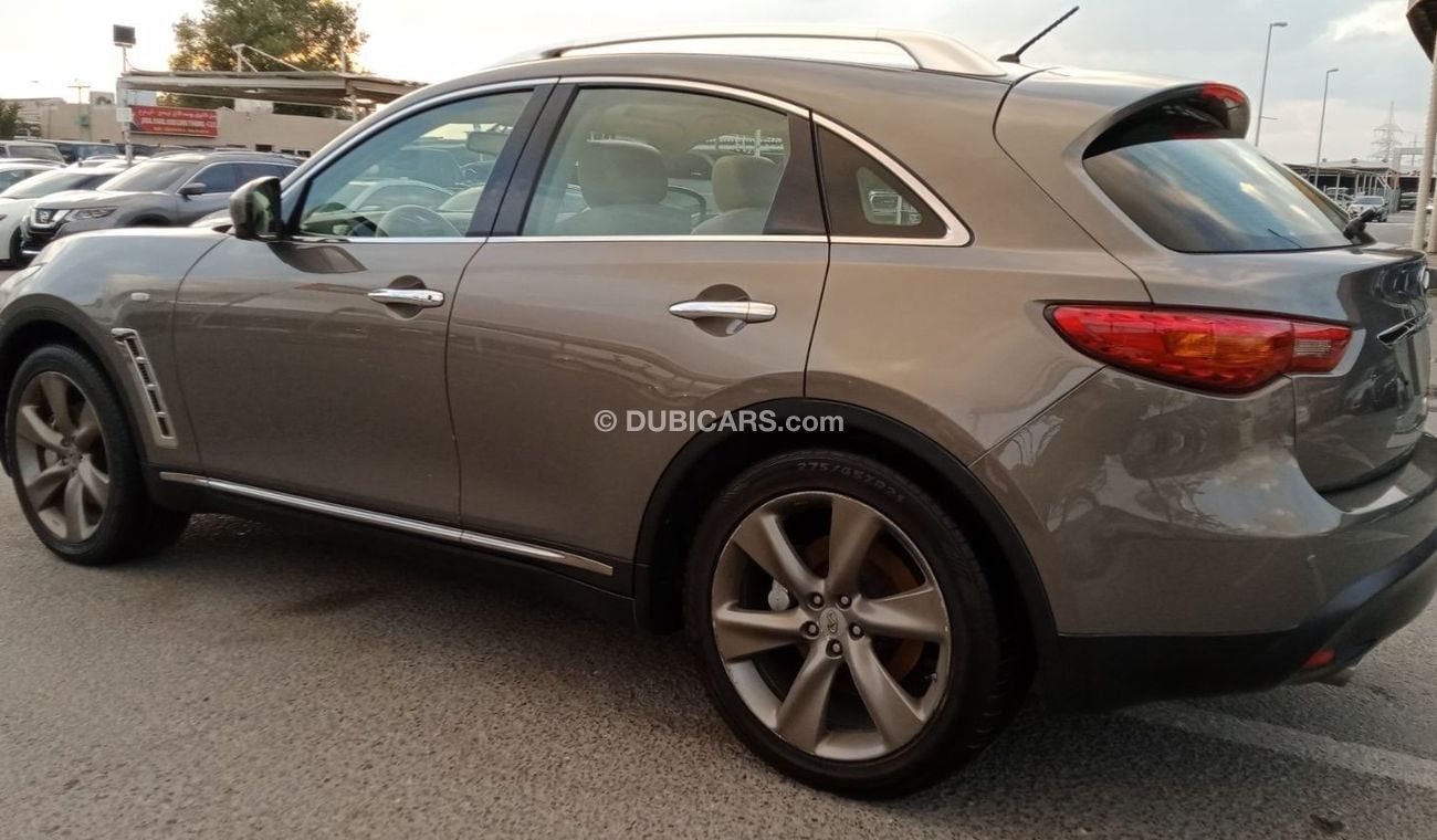 مستعملة إنفينيتي FX50 Infiniti FX50 S V8 5.0L Full Option Model 2009 ...