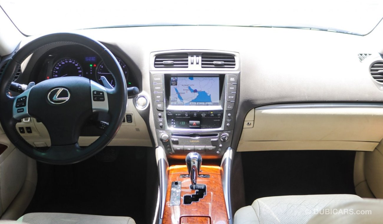 Used Lexus IS300 2011 for sale in Ajman - 418506