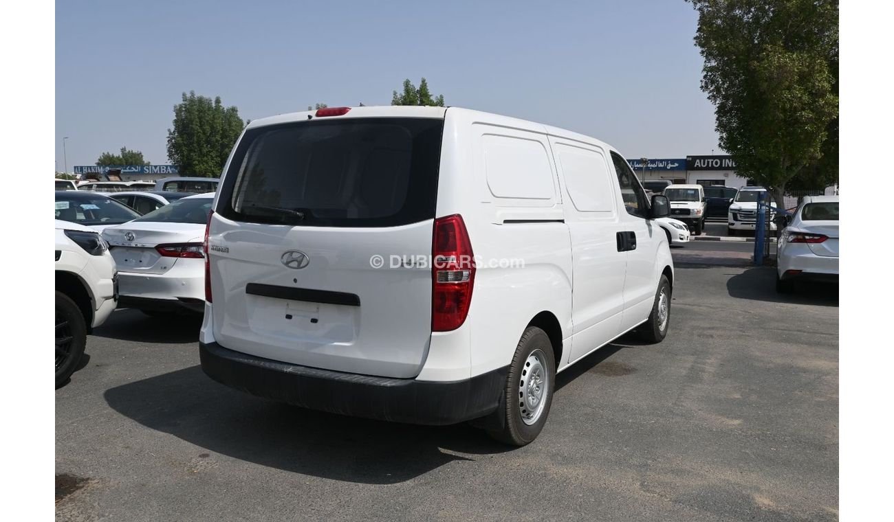 New Hyundai H-1 H-1 VAN 2,4L PETROL 2021 for sale in Dubai - 547347