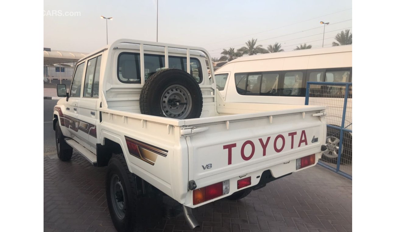 New Toyota Land Cruiser Pick Up 4x4 diesel 2019 for sale in Dubai - 270413
