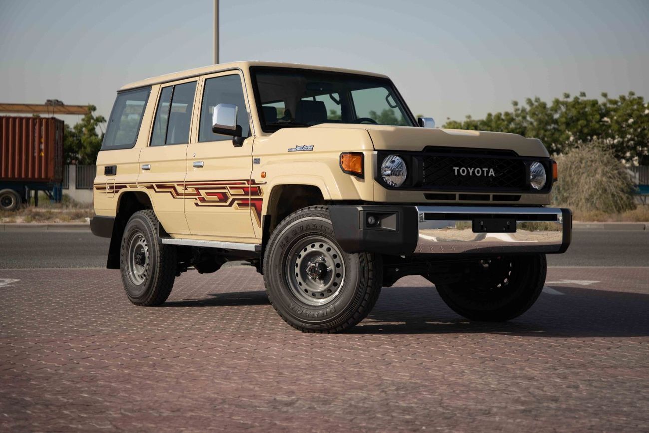New Toyota Land Cruiser 70 2025 Toyota LC76 Hardtop LX B 4.0L - Manual ...