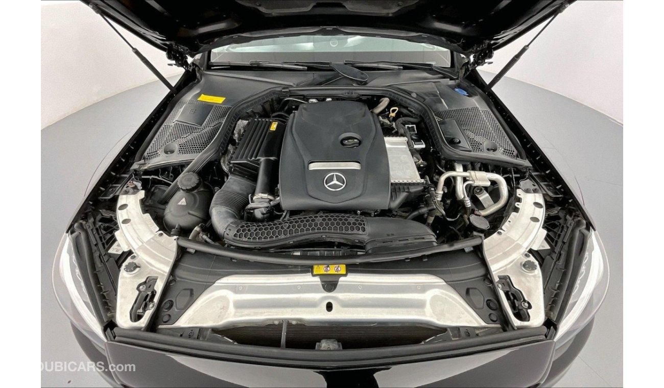 Used Mercedes-Benz C200 Standard (AMG Line) 2018 for sale in Dubai - 578254
