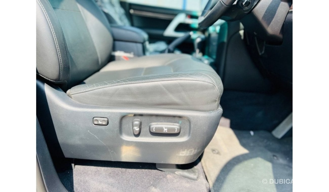 Elegant Right Hand Drive Land Cruiser Photos