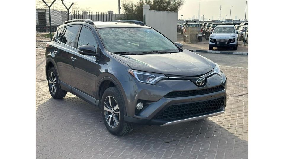 Used Toyota RAV4 VXR 2018 RAV4 xle full option 2018 for sale in Dubai ...