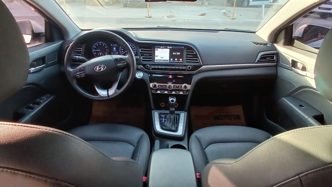 Used hyundai avante 2019 2019 for sale in Dubai - 715156