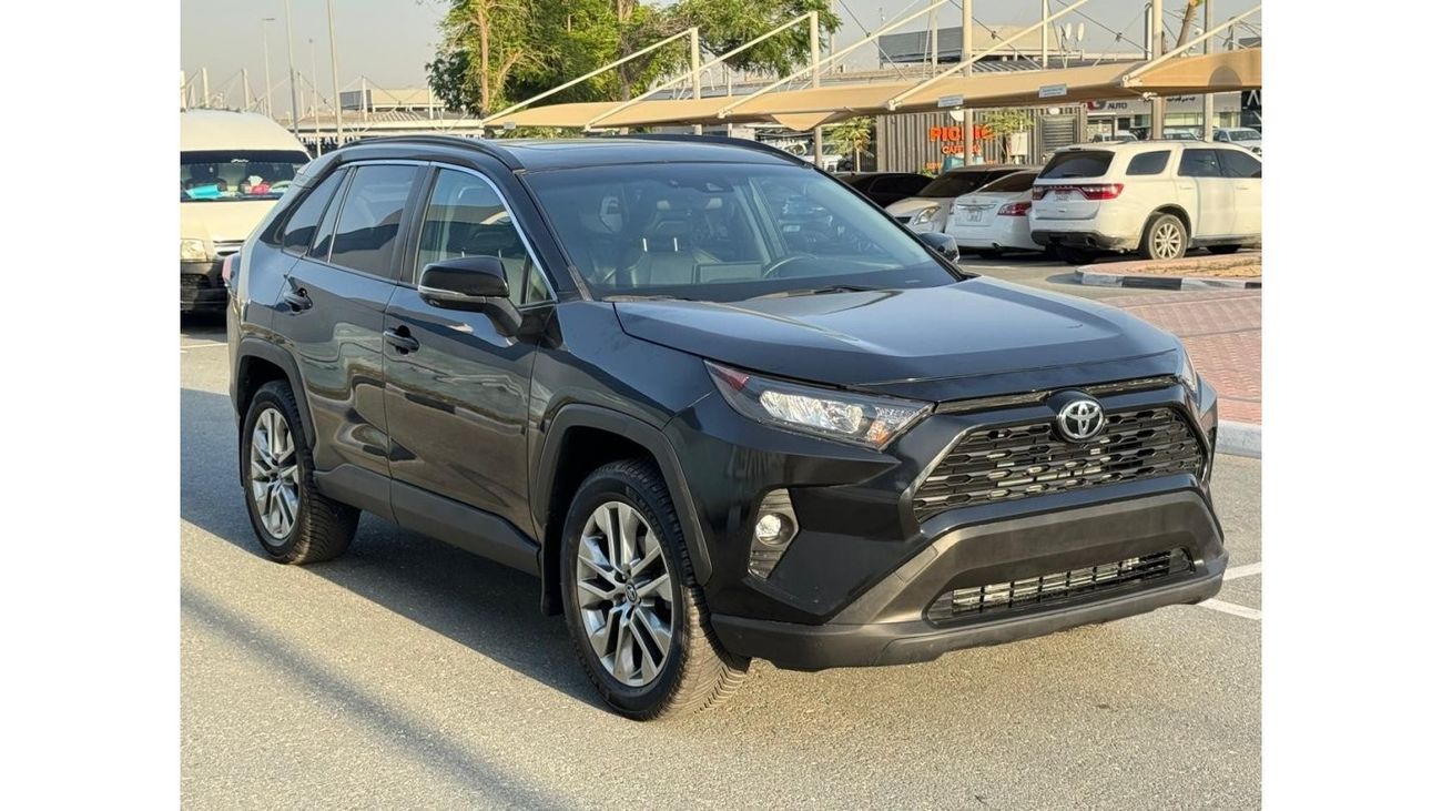 Used Toyota RAV4 2019 XLE PREMIUM AWD FULL OPTION 2019 for sale in ...