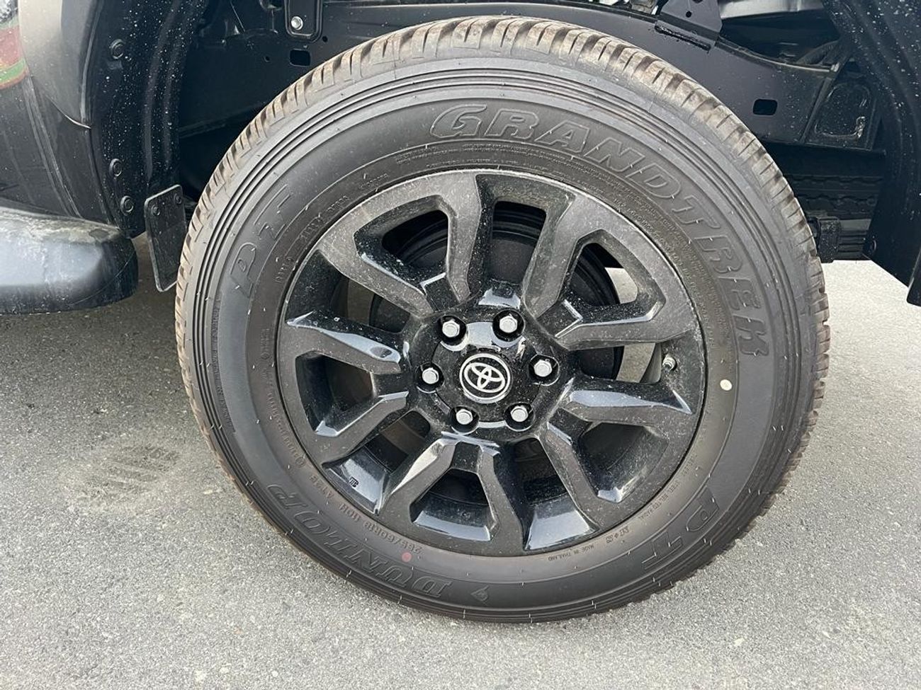 New Toyota Hilux 4.0L 4X4 ADV MID(i) D/C A/T PTR 2022 for sale in Dubai ...