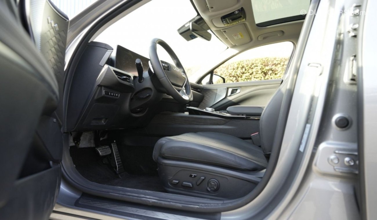 New KIA K8 - V6 3.5L PETROL 2023 - SONIC TITANUM COLOR 2023 for sale in Dubai - 594657