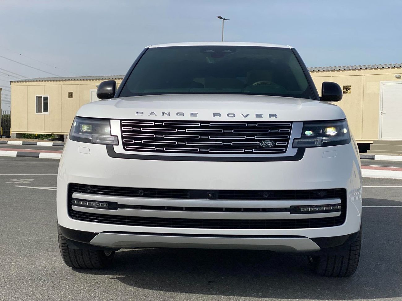 Used Land Rover Range Rover GCC SPEC UNDER WARRANTY AND SERVICE 2024 ...