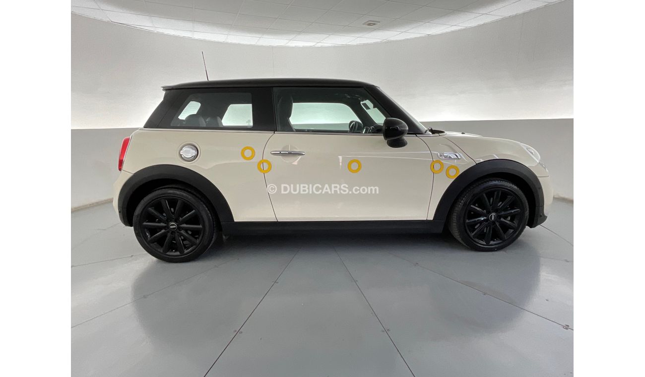 Used Mini Cooper S Standard 2018 for sale in Dubai - 654984