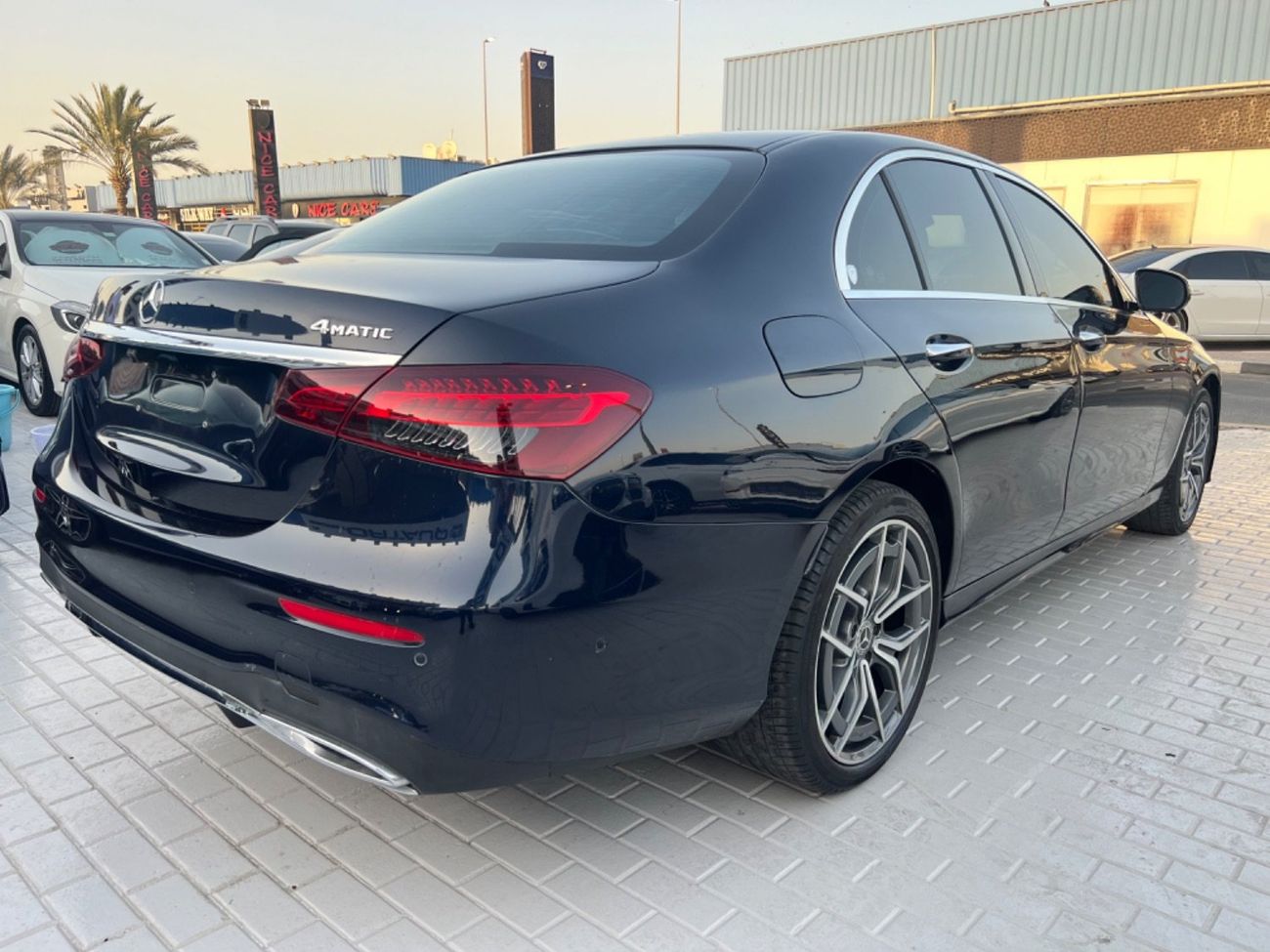 Used Mercedes-Benz E 220 2021 for sale in Dubai - 861431