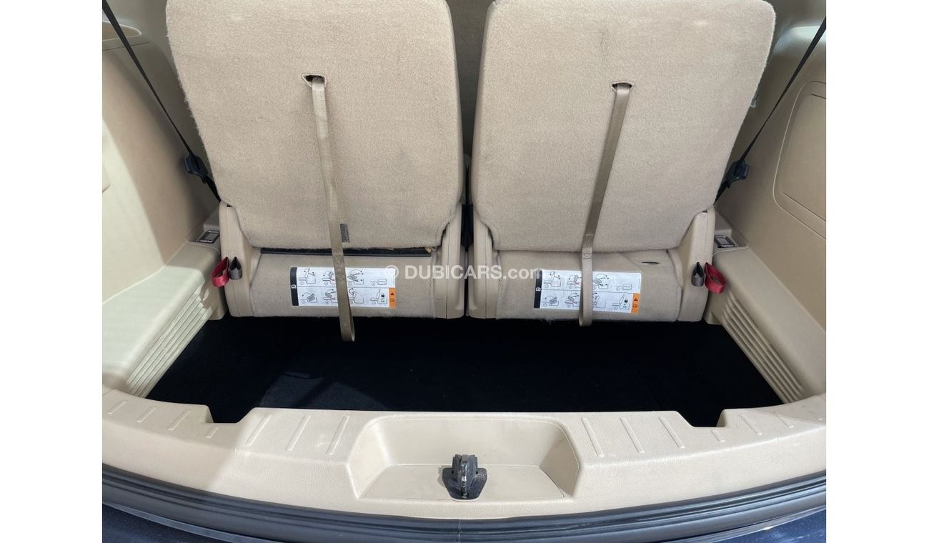 Used Ford Explorer 3500 2017 for sale in Dubai - 444221