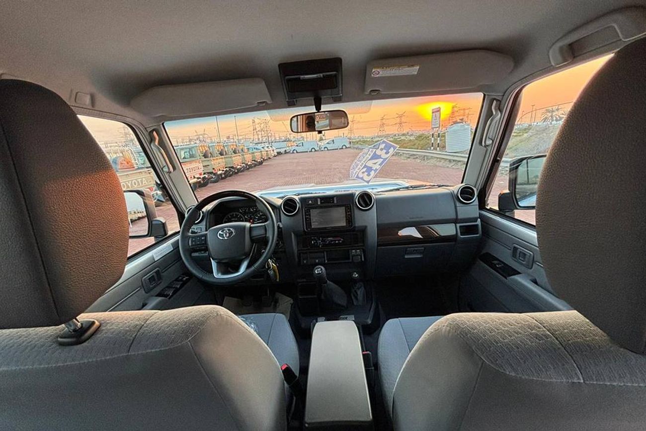 New Toyota Land Cruiser 70 VDJ76 Hard Top 4.5L Dsl M/T - 24YM - FULL ...