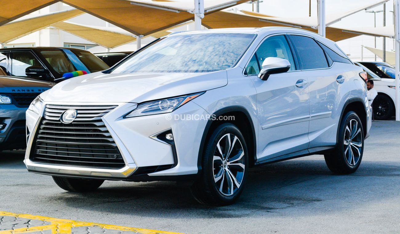Used Lexus RX350 2017 for sale in Dubai - 482438
