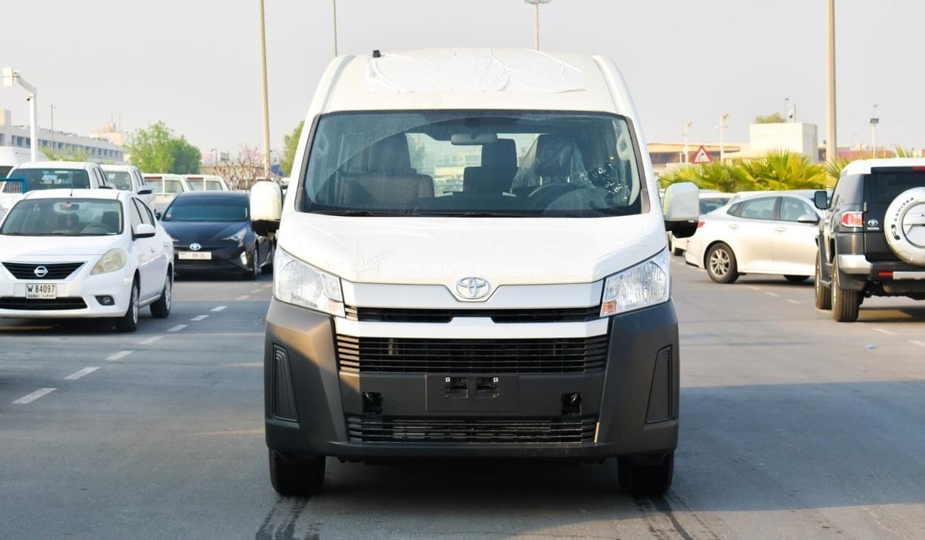 New Toyota Hiace Petrol 3.5L 13 Seats 2023 for sale in Dubai - 544336