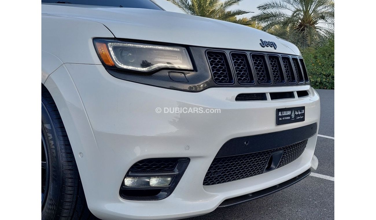 Used Jeep Grand Cherokee SRT Canda clean 2018 for sale in Dubai - 632743