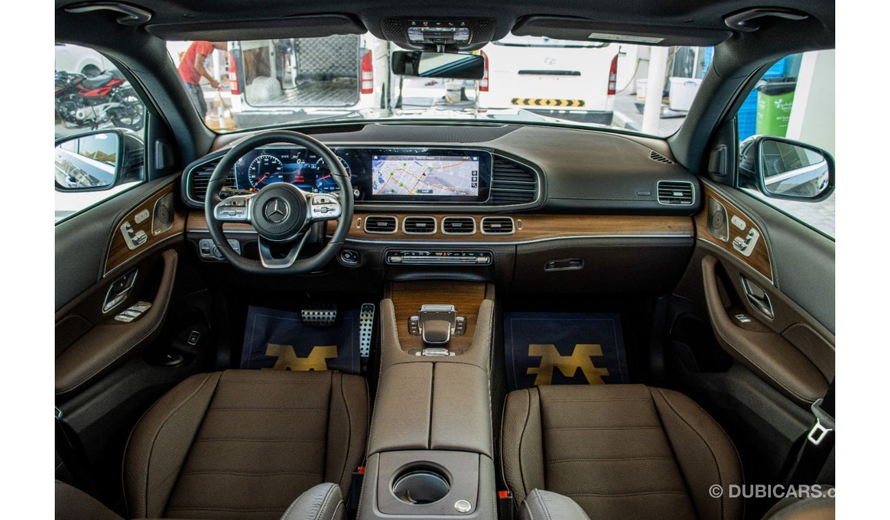 New Mercedes-Benz GLS 580 Premium 2022 for sale in Dubai - 544474