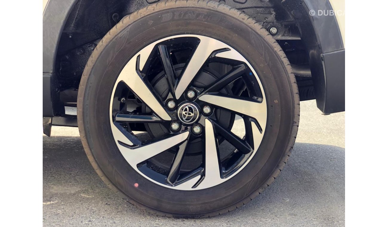 New Toyota Rush 1.5L Petrol, Push start button, Alloy Rims 17", 7-Seats ...