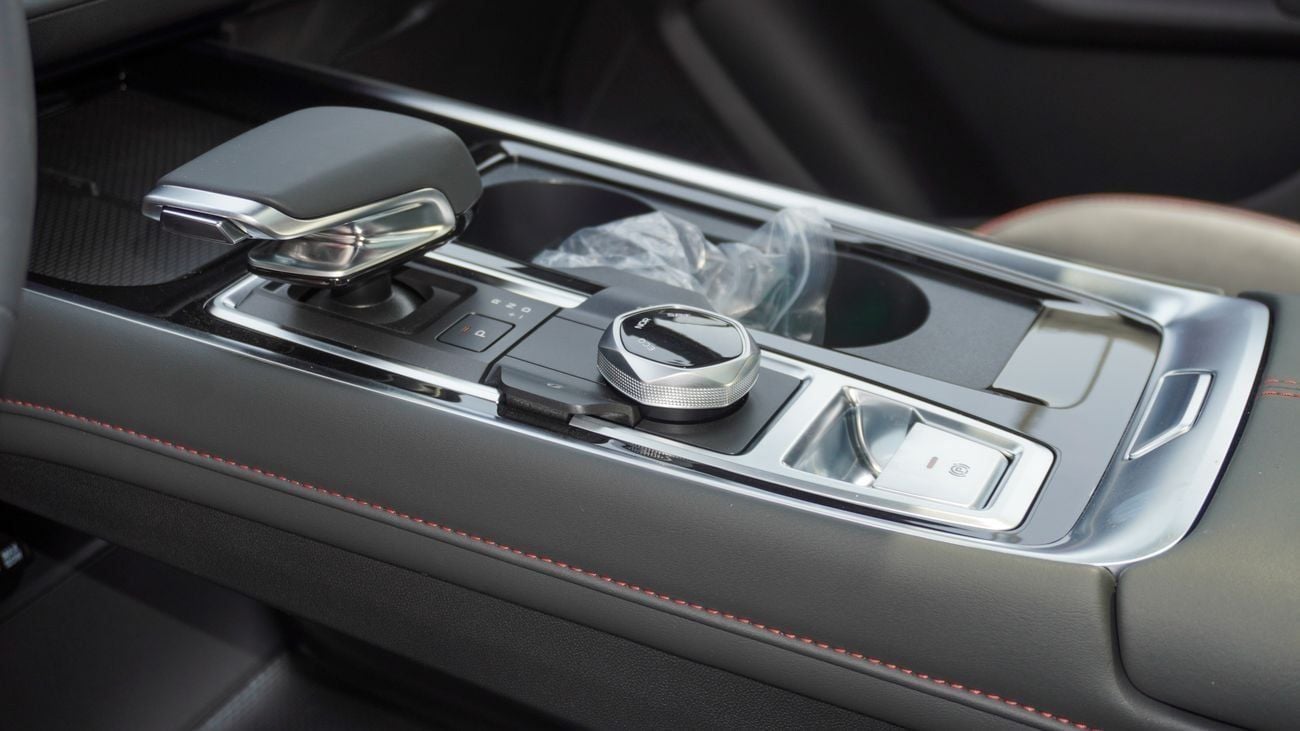 New Changan CS35 Plus Brand New Changan CS55 Plus 2025 1.5L FWD Petrol |White/Black |N-CS55-PLUS ...