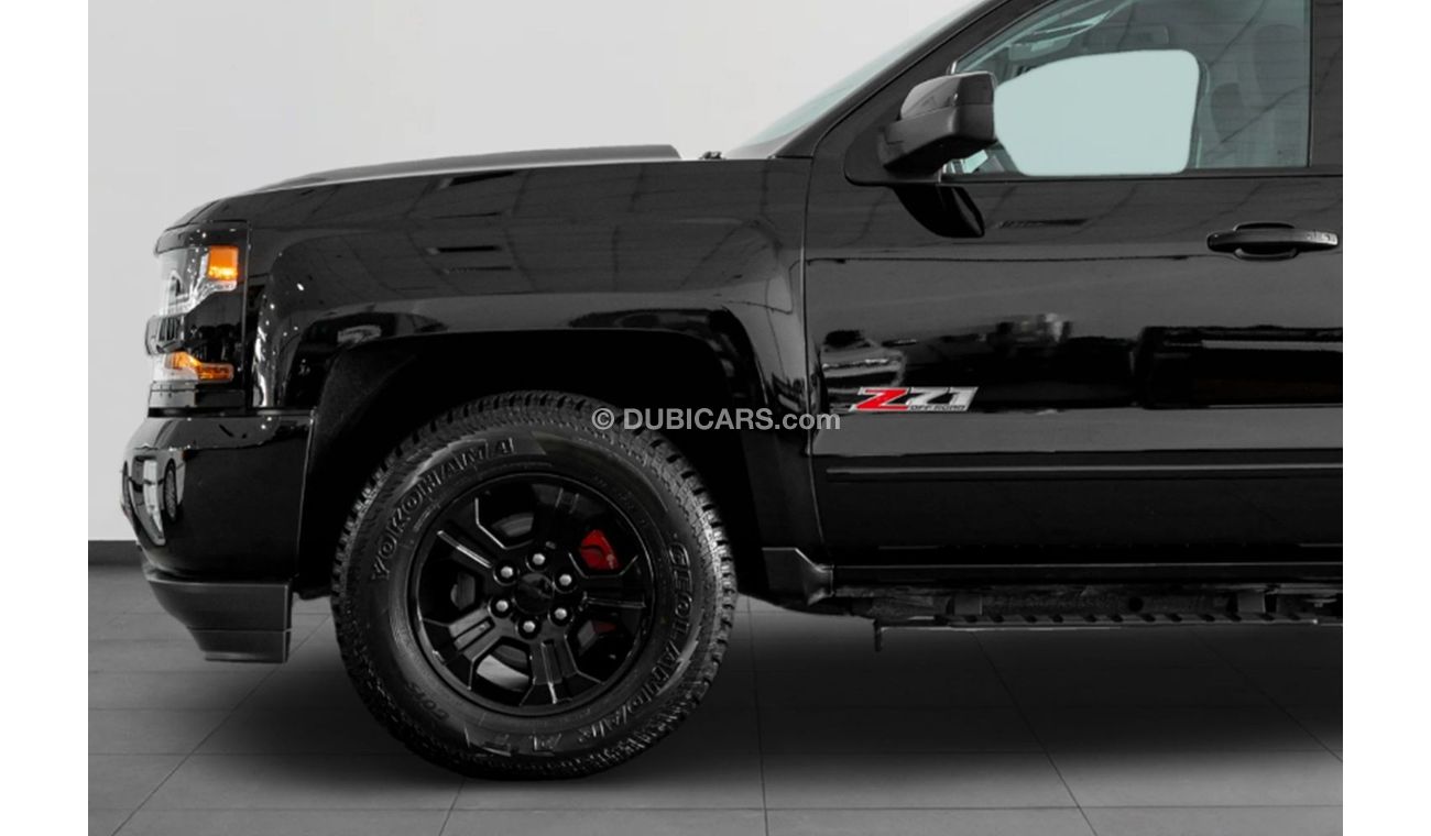 Used Chevrolet Silverado LT2 Z71 2017 for sale in Dubai - 686127
