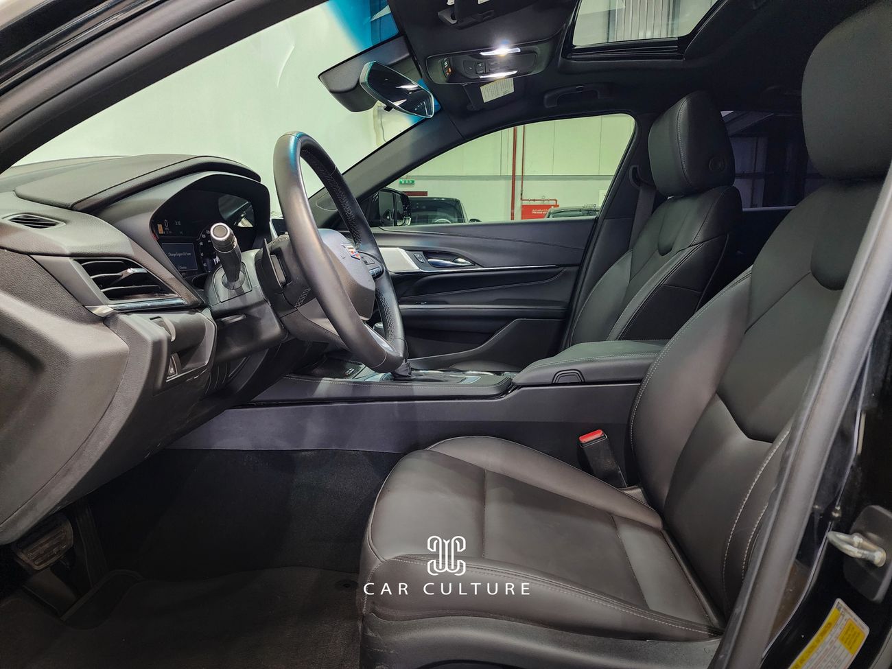 Used Cadillac CT4 CT4 350T 2022 for sale in Dubai - 731582