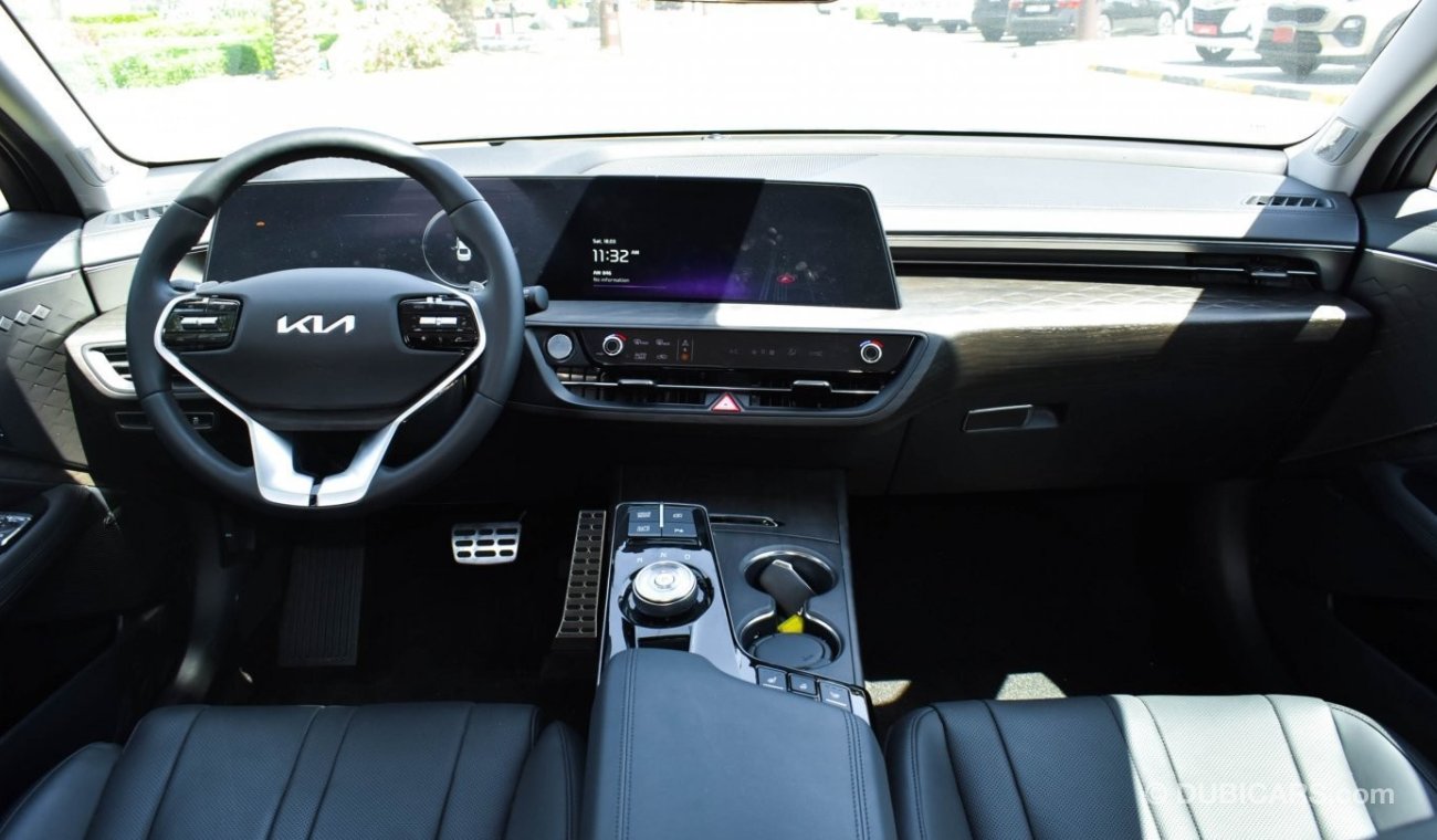 New KIA K8 - V6 3.5L PETROL 2023 - SONIC TITANUM COLOR 2023 for sale in Dubai - 598424