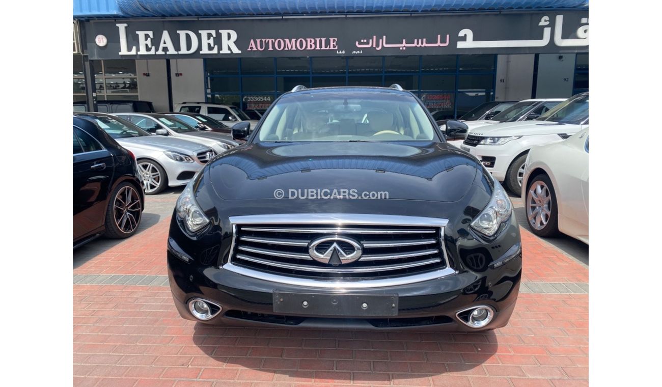 Used Infiniti QX70 Sport Luxury 2015 for sale in Dubai - 610986